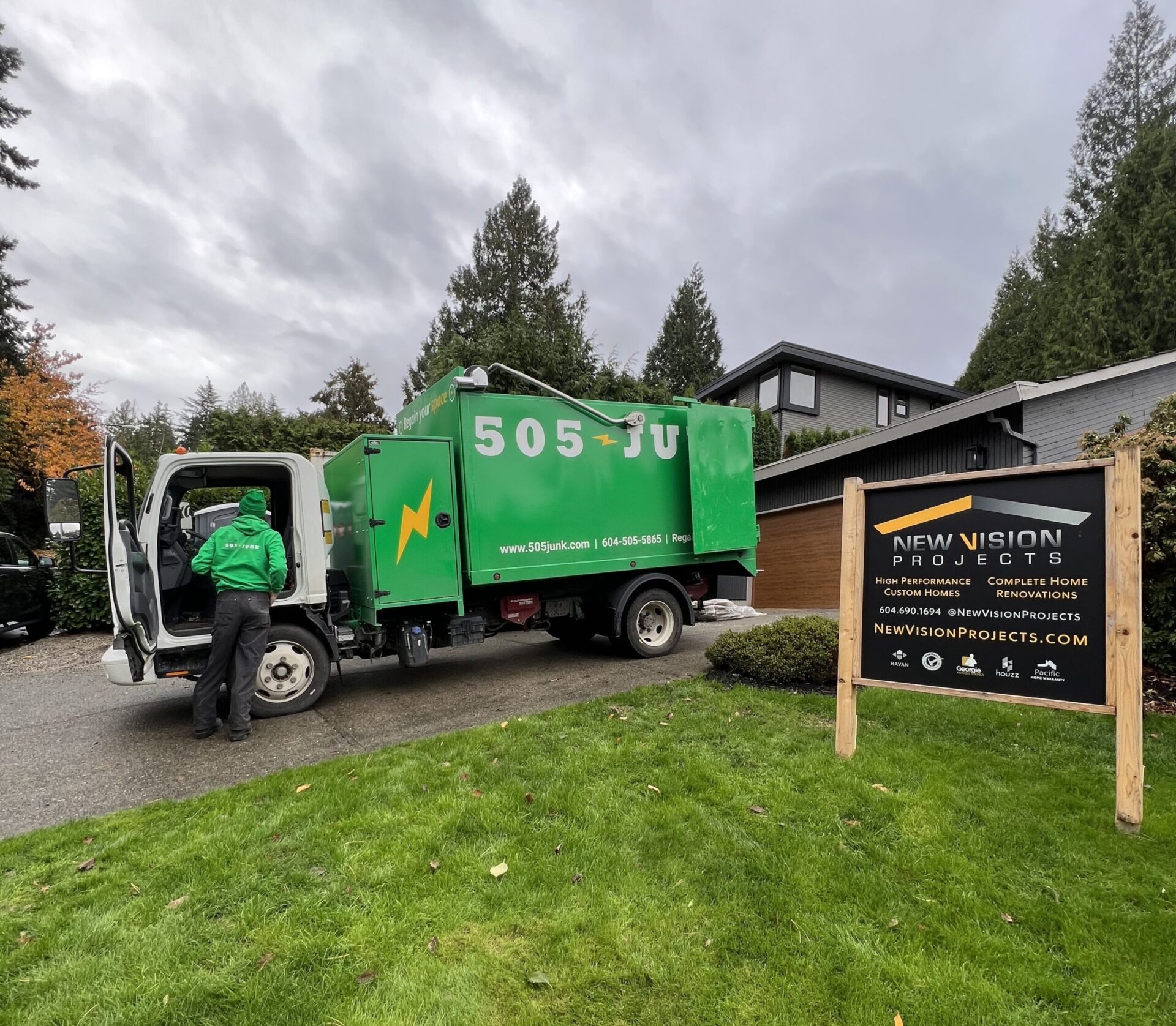 Building Sustainability Together: 505-Junk & New Vision Projects